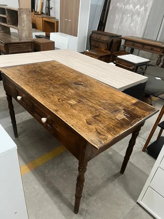 Escrivaninha com duas gavetas madeira maçica - Escrivaninhas e ...