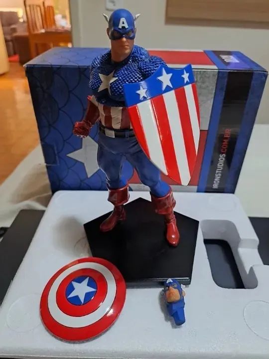 Capitão América Iron Studios Exclusivo - 2 cabeças e 2 escudos. Ótimo ...