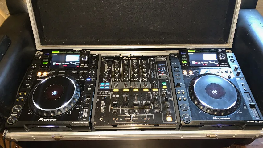 "cdj 2000" no Brasil