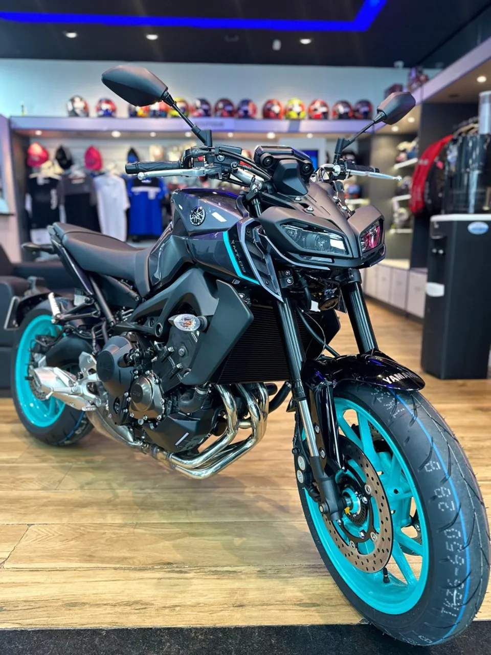 Motos YAMAHA MT-09 2025 no Brasil