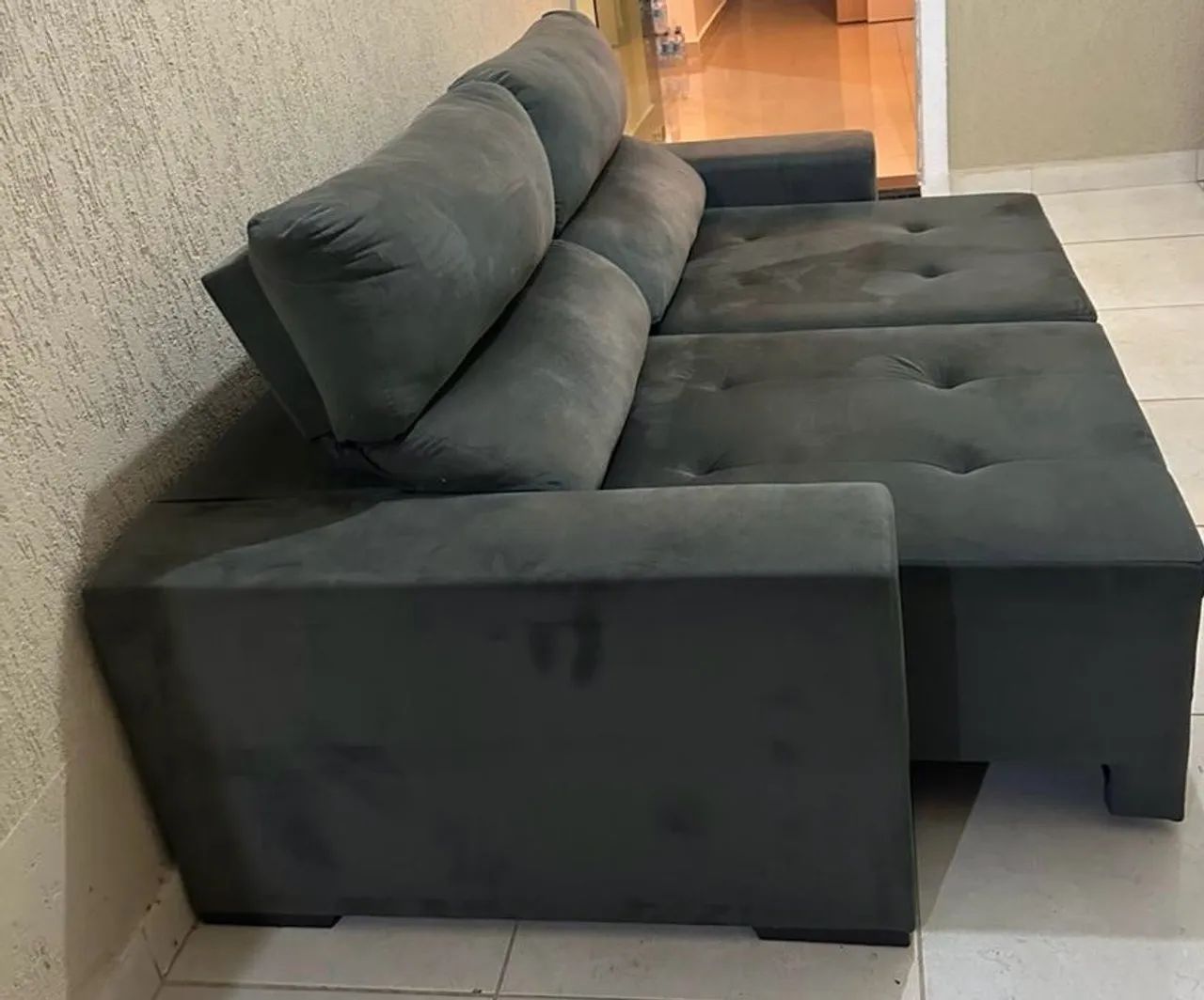 Vende sofá de dois lugar Retrátil - Sofás e Poltronas - Setor Três ...