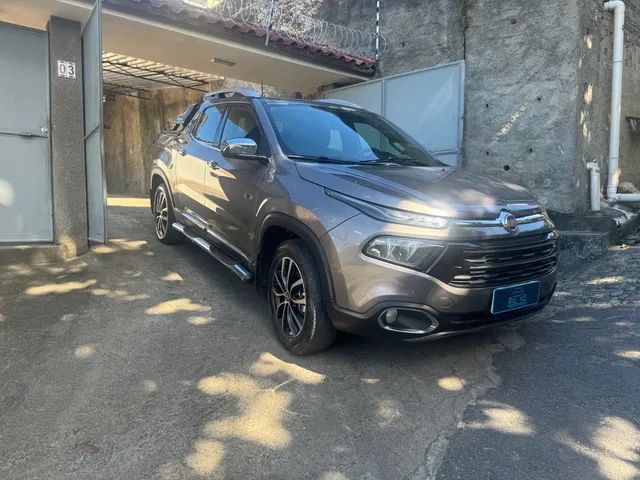 Carros pick-ups Usados e Novos à venda