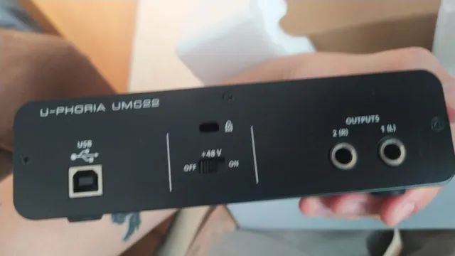 "behringer umc 22" no Brasil