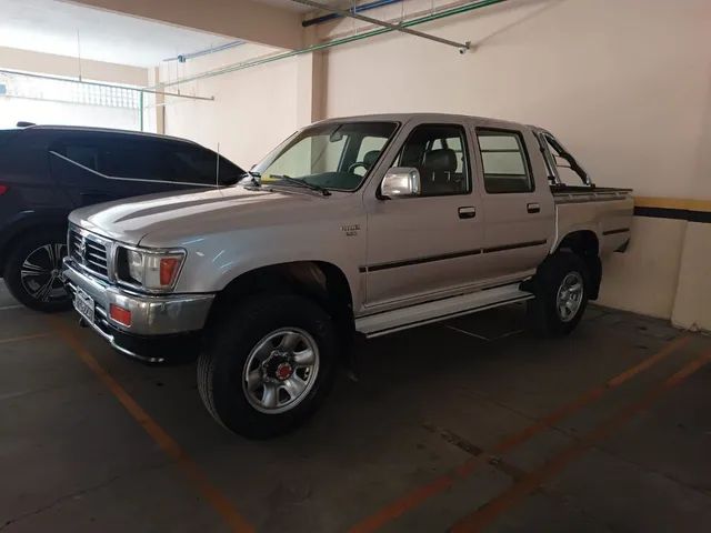 TOYOTA HILUX 2000 Usados e Novos