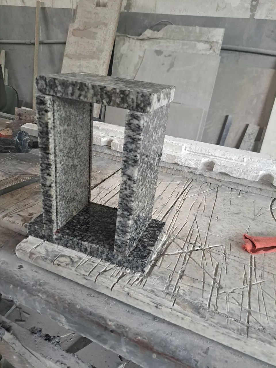 Veleiro em Granito Cinza - Pisos e Revestimentos - Marco, Belém ...