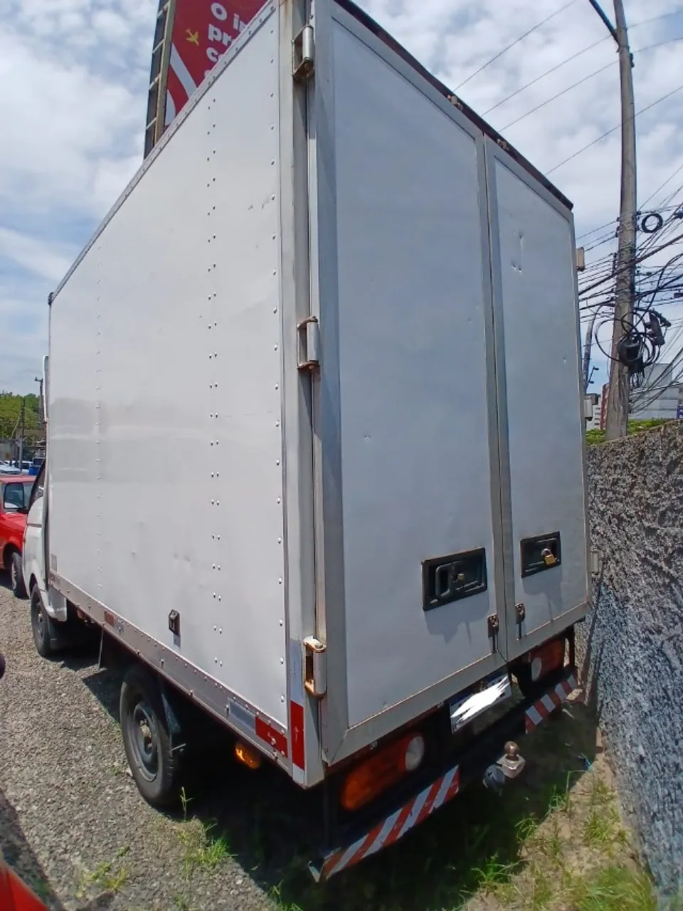 "carros com bau" no Brasil