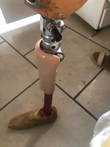 "protese de pernas" no Brasil