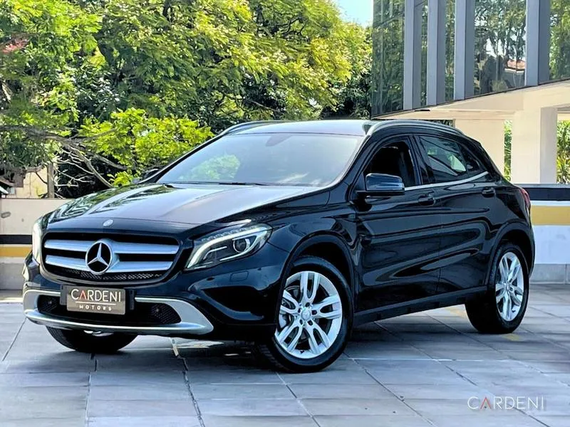 MERCEDES-BENZ GLA 2016 Usados e Novos