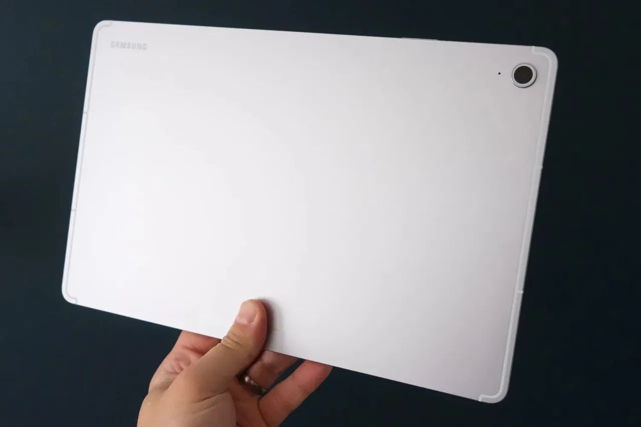 Tablet Samsung Galaxy Tab S10 FE 5G - Tablets e E-Readers - São José ...