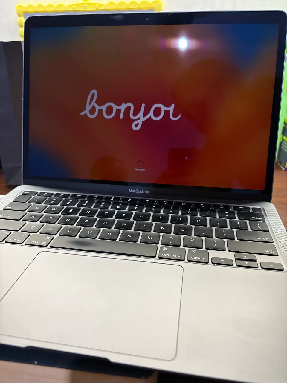 MacBook Air M1 13,3, modelo de vitrine, sem uso, em estado impecável ...