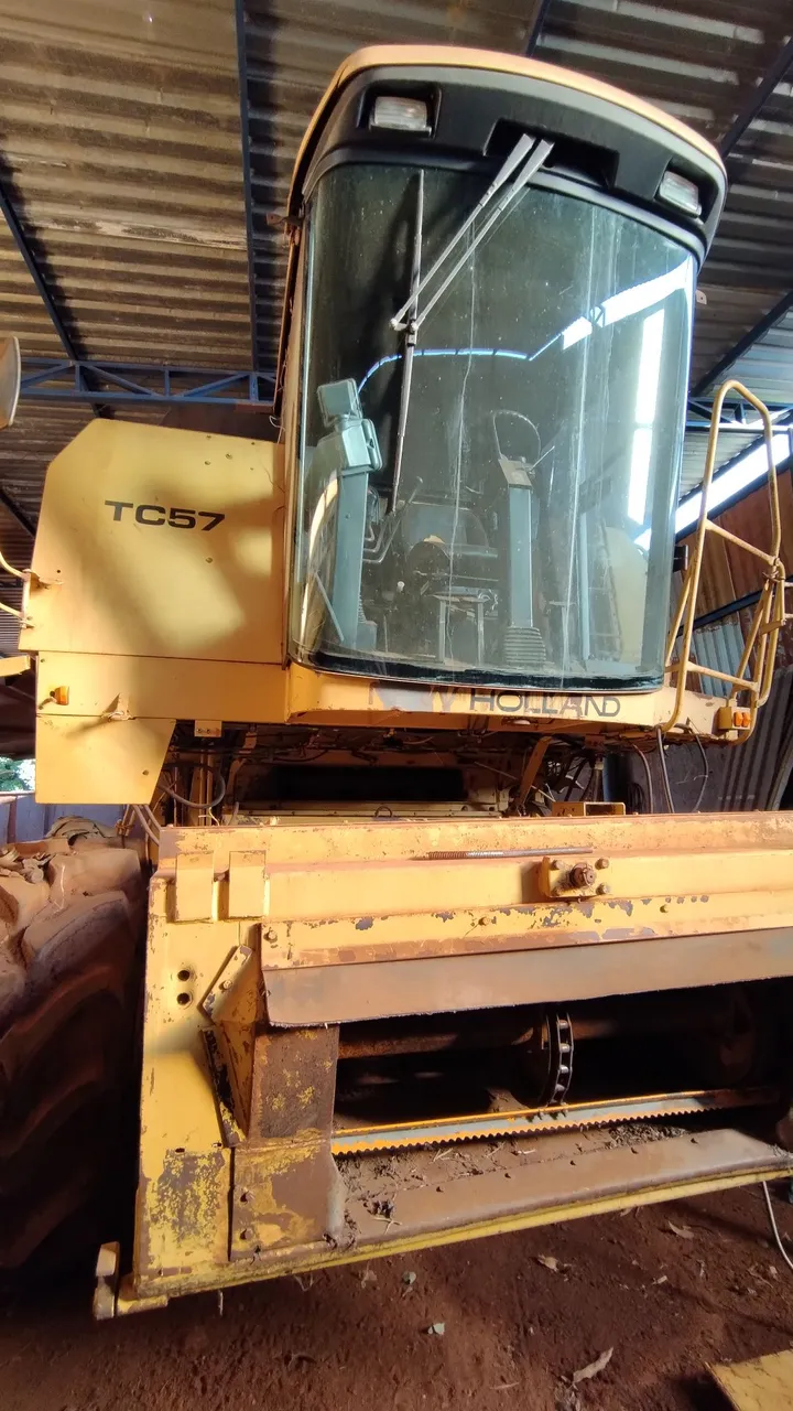 "colheitadeiras tc 57" no Brasil