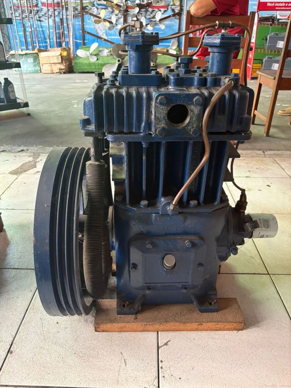 Vendo compressor de ar Quincy QR-25. - Peças para tratores e máquinas ...