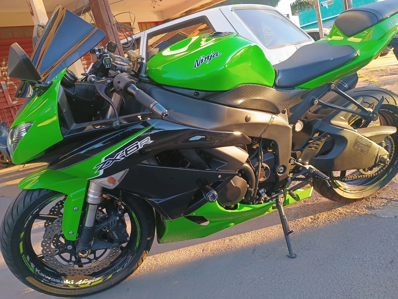 Motos KAWASAKI NINJA ZX-6R 600CC no Brasil
