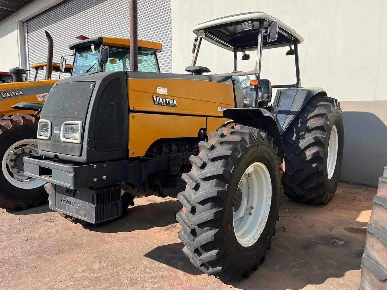 "trator valtra" - Tratores e máquinas agrícolas no Brasil