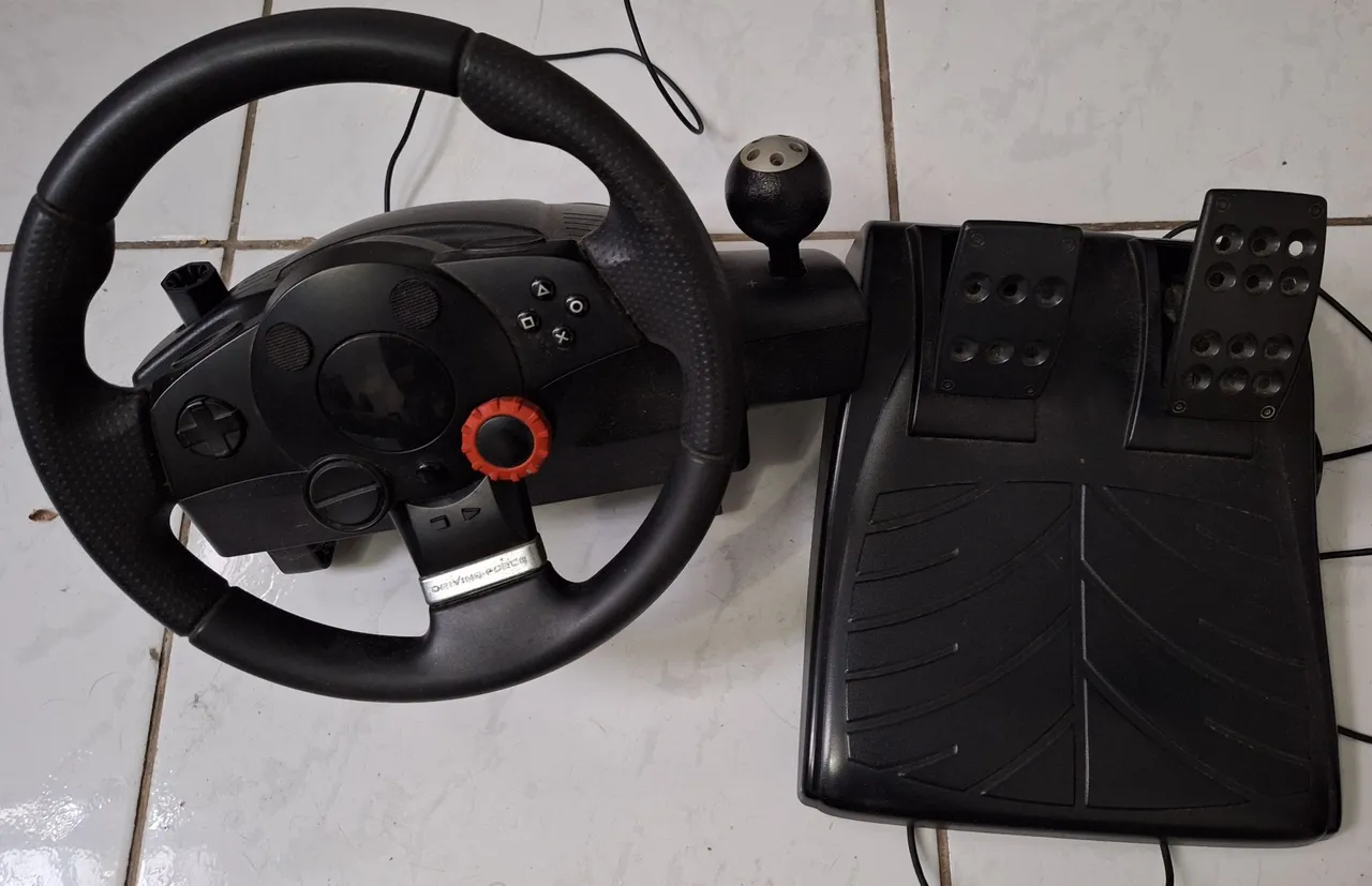 "logitech driving force gt" - Peças e Acessórios de Vídeo Game no Brasil