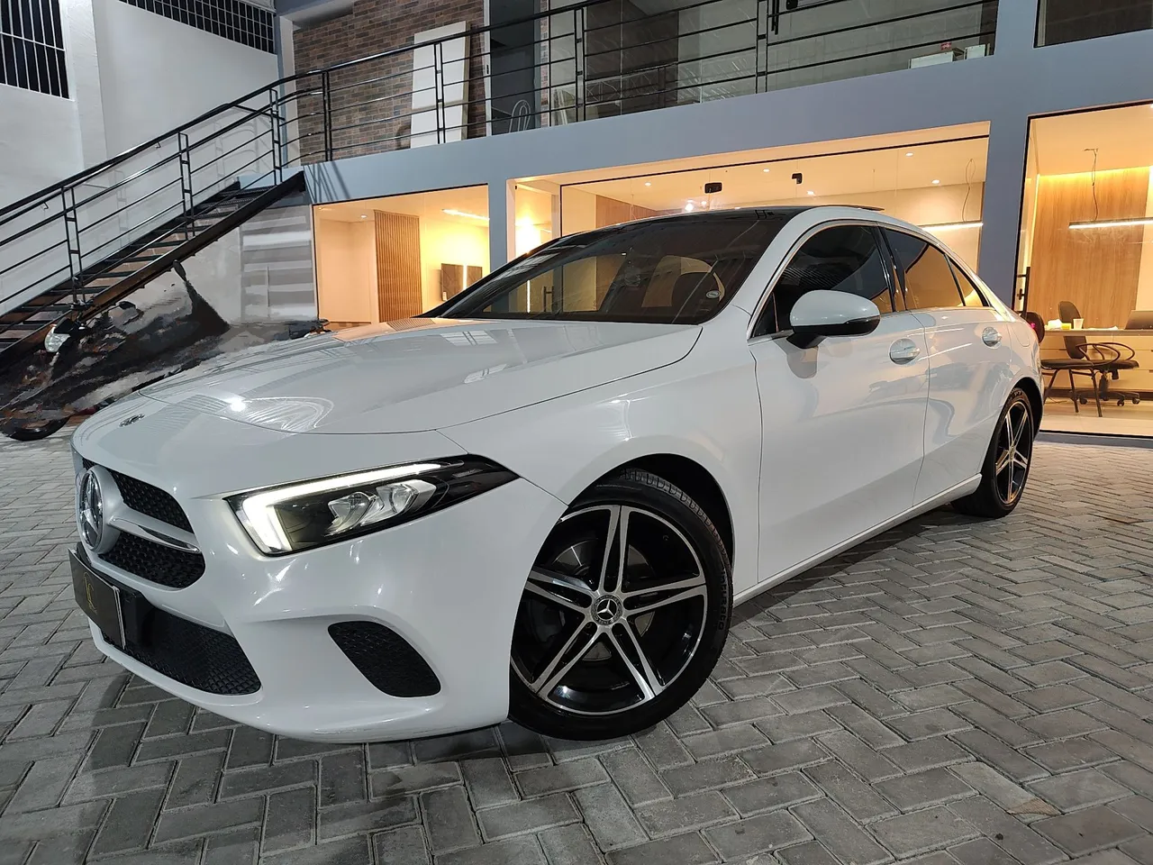 MERCEDES-BENZ A-200 Usados e Novos