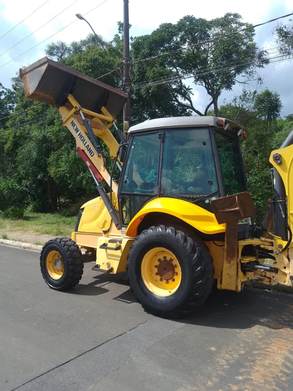"retroescavadeira" - Máquinas pesadas para construção no Brasil