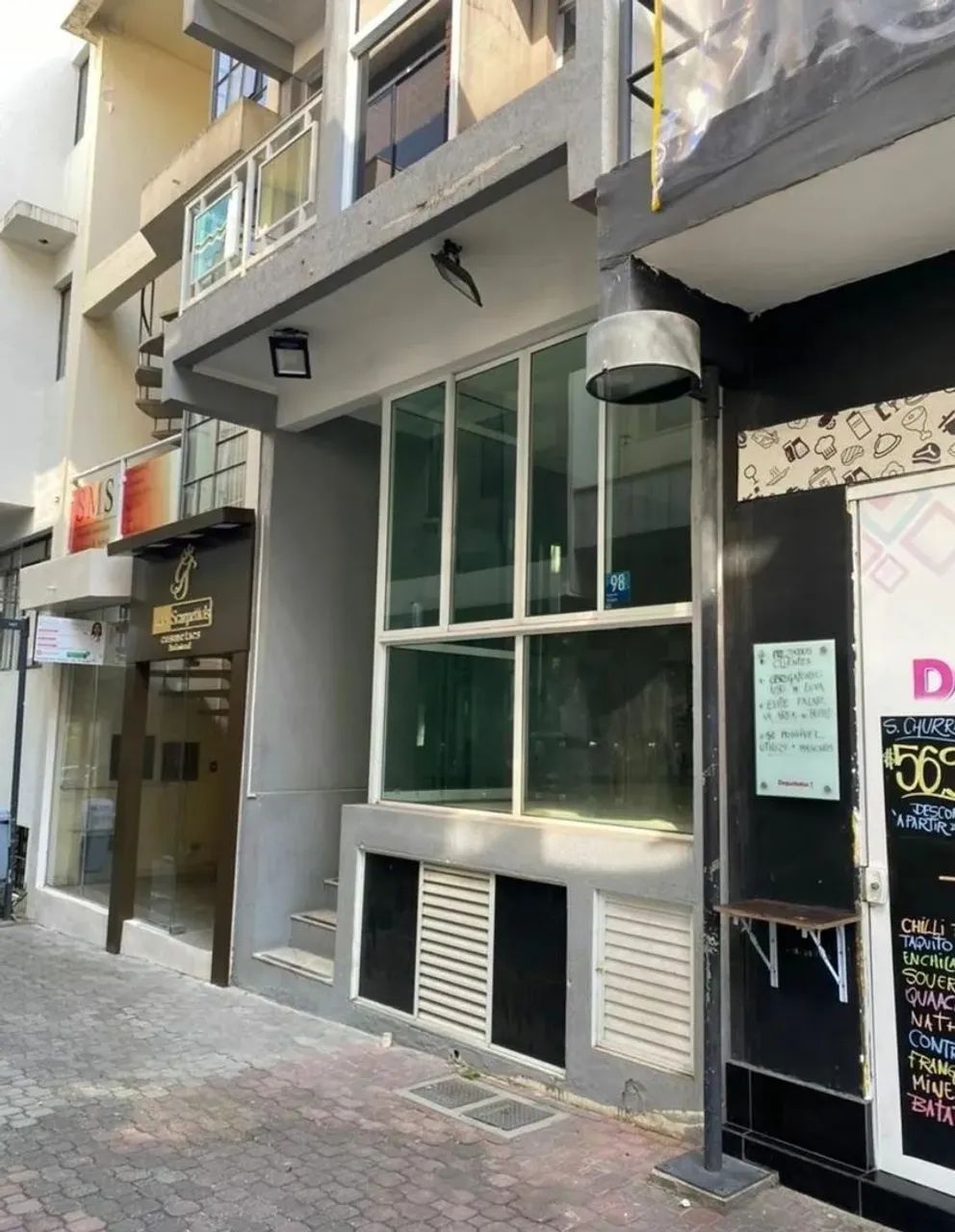 Loja em Calçada das Tulipas - Condomínio Centro Comercial Alphaville ...