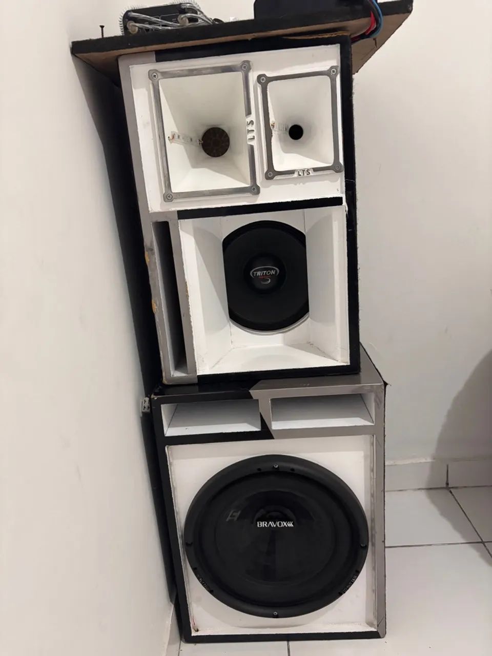 Caixa de Som Personalizada com Subwoofer Bravox e Corneta - Aparelhos ...