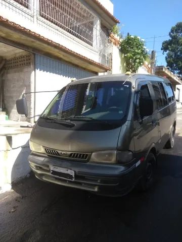 KIA MOTORS BESTA Usados e Novos no ES