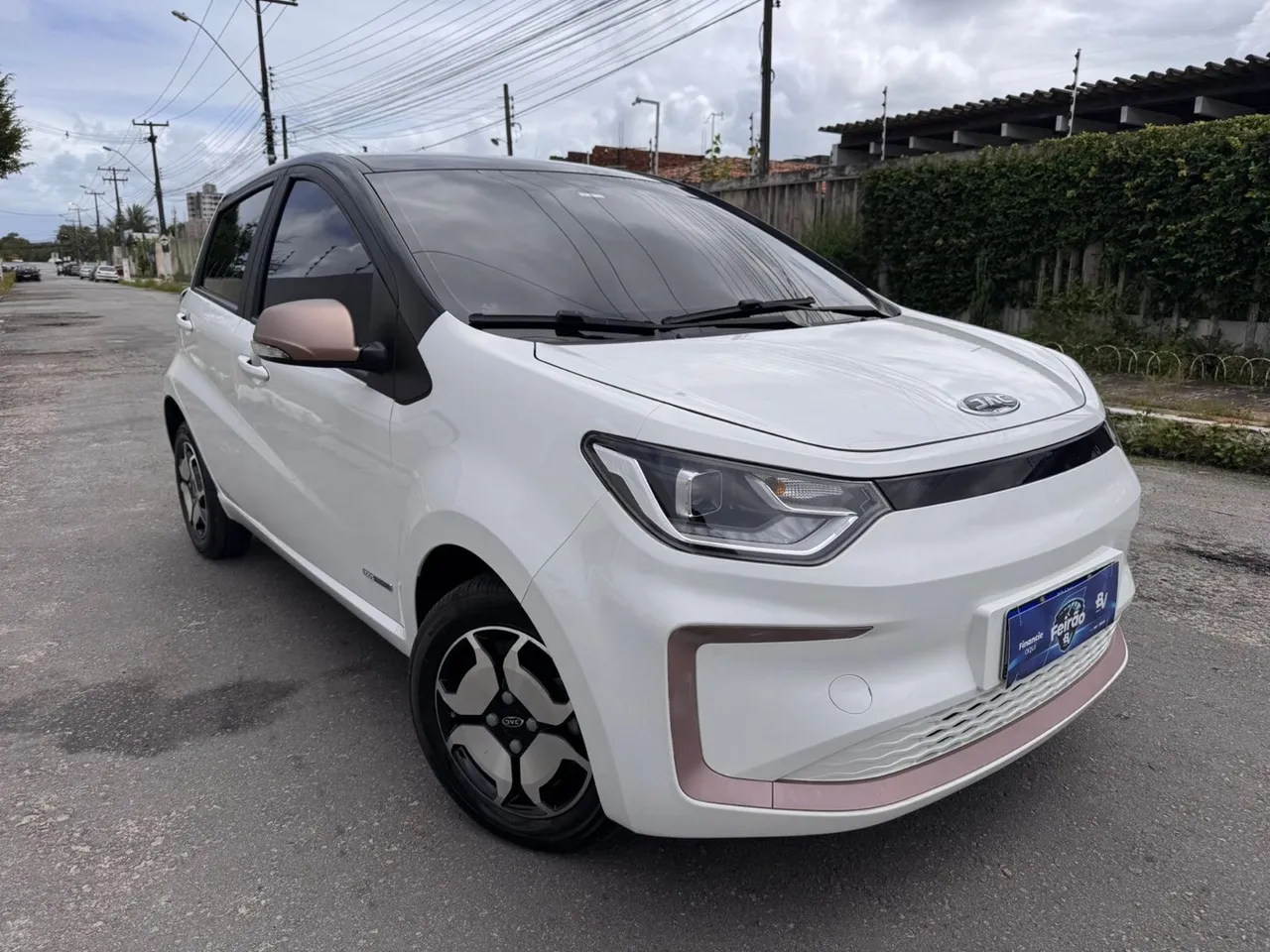 JAC E-JS1 Usados e Novos