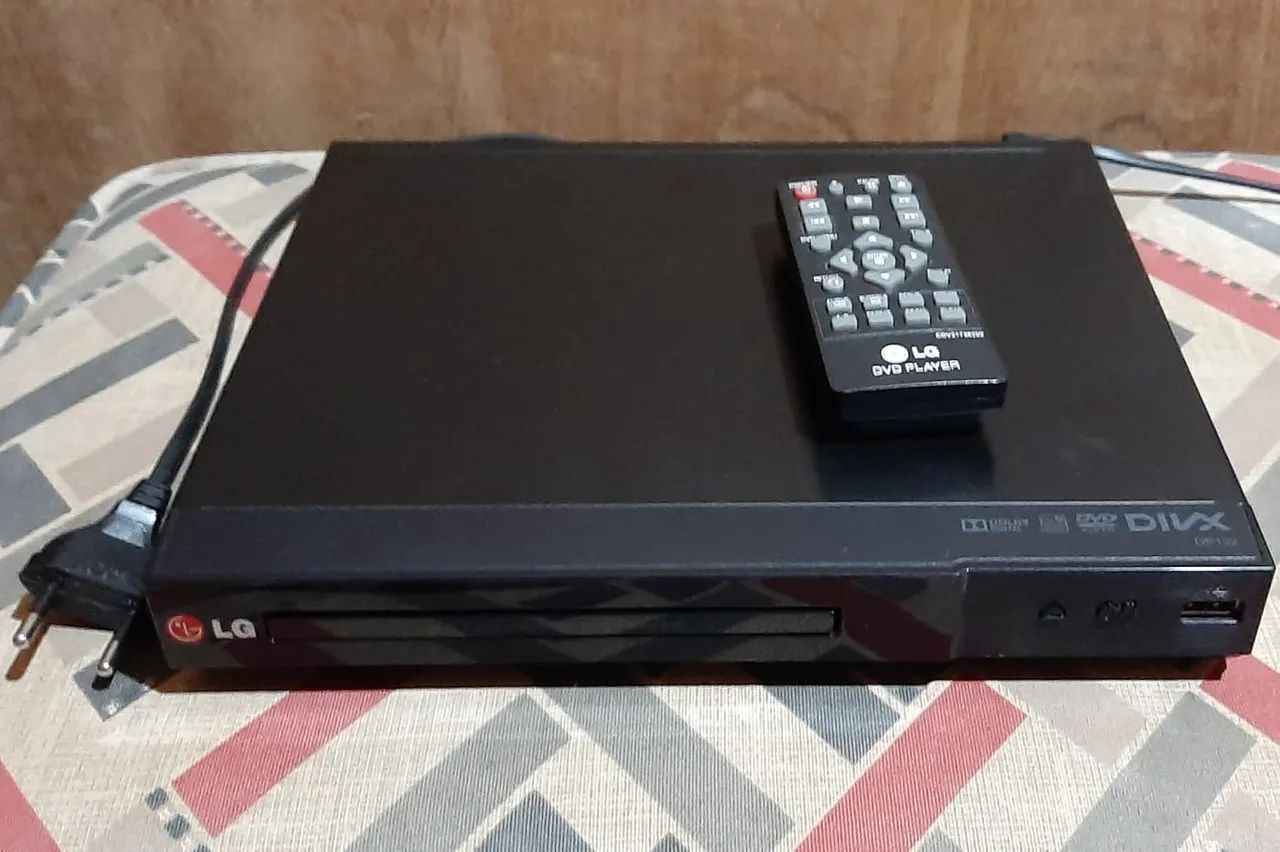 DVD Player LG com controle remoto (desbloqueado) - DVD, Blu-Ray e Vídeo Cassete - Roseira ...