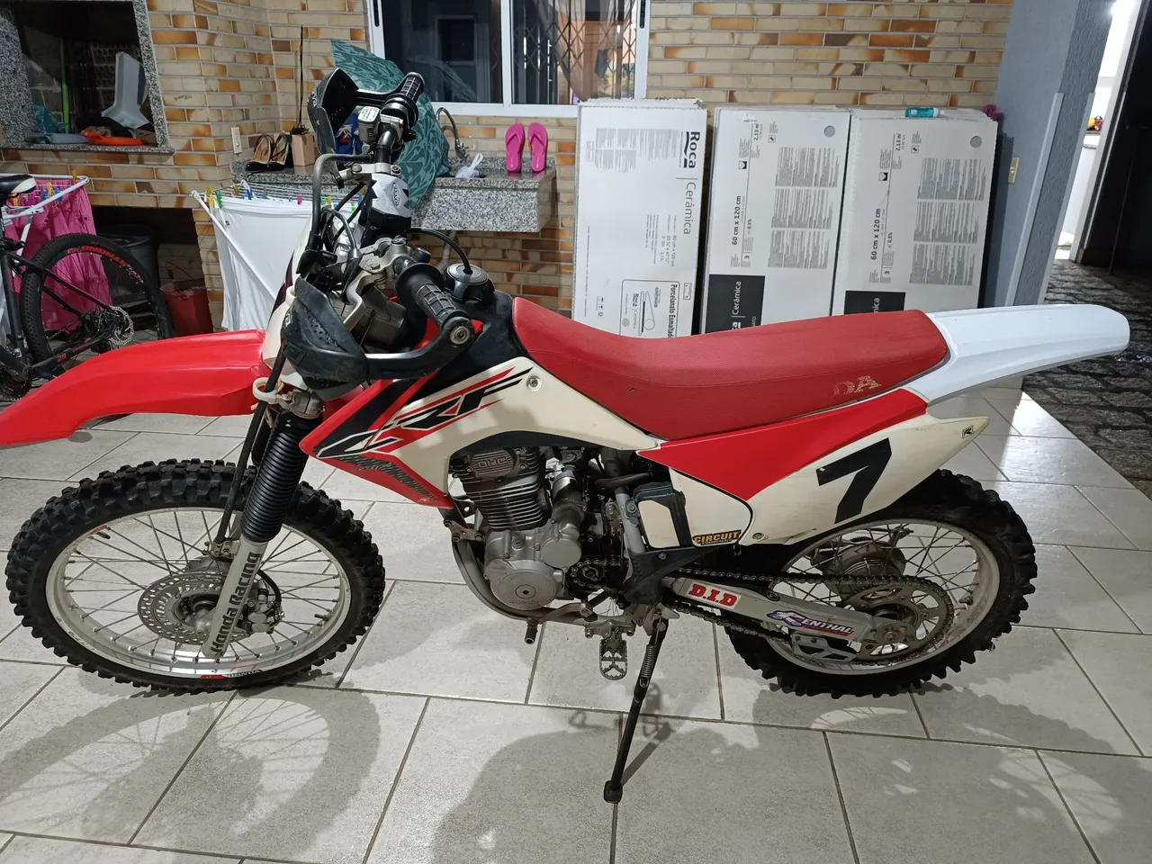 Motos HONDA CRF no Brasil