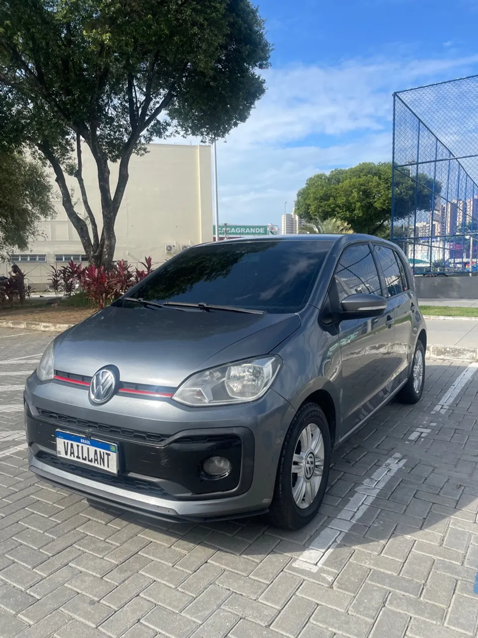 VOLKSWAGEN UP! 2019 Usados e Novos