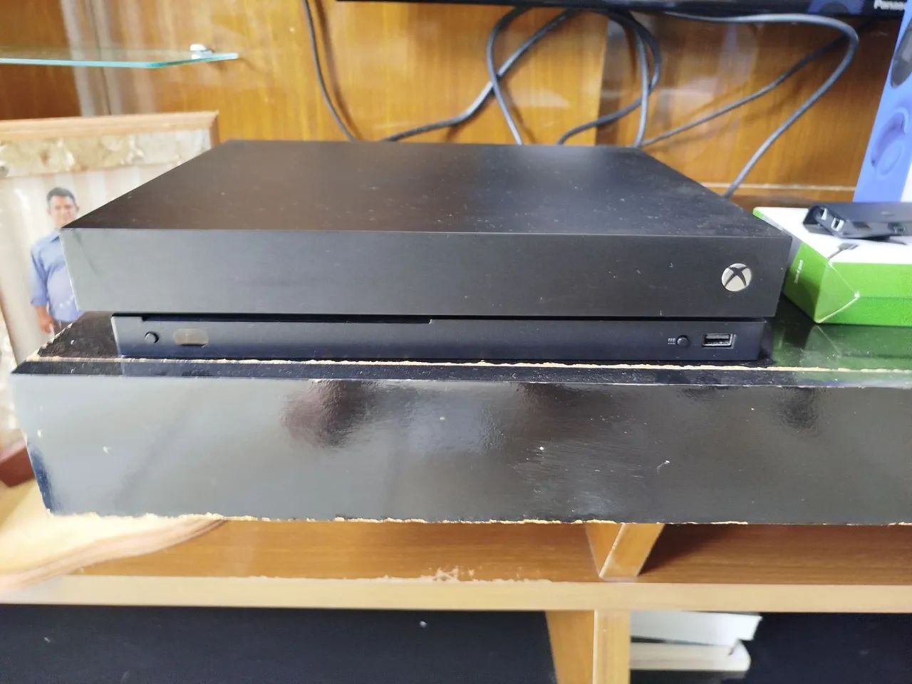 Xbox one X 1TB - Peças e Acessórios de Vídeo Game - Recanto do Sol ...