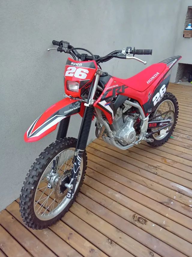 Motos HONDA CRF no Brasil