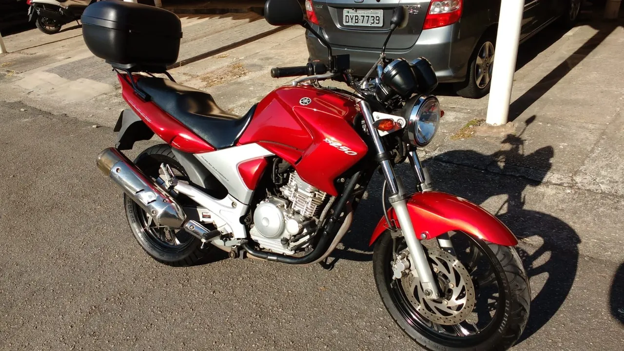 Motos Yamaha Fazer 2008 no Brasil