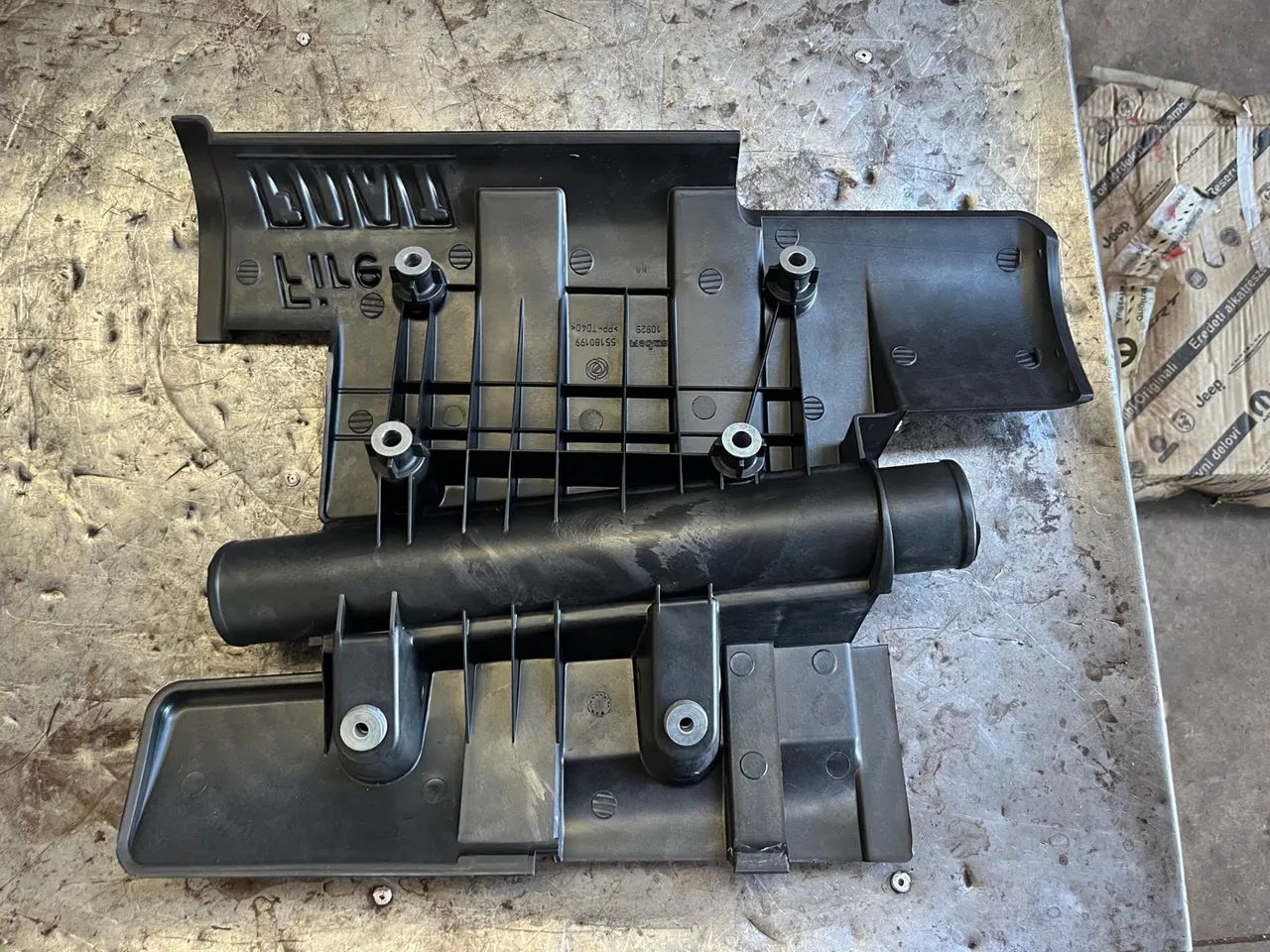 Capa do Motor Fiat Fire Original - Peças para carros, vans e ...