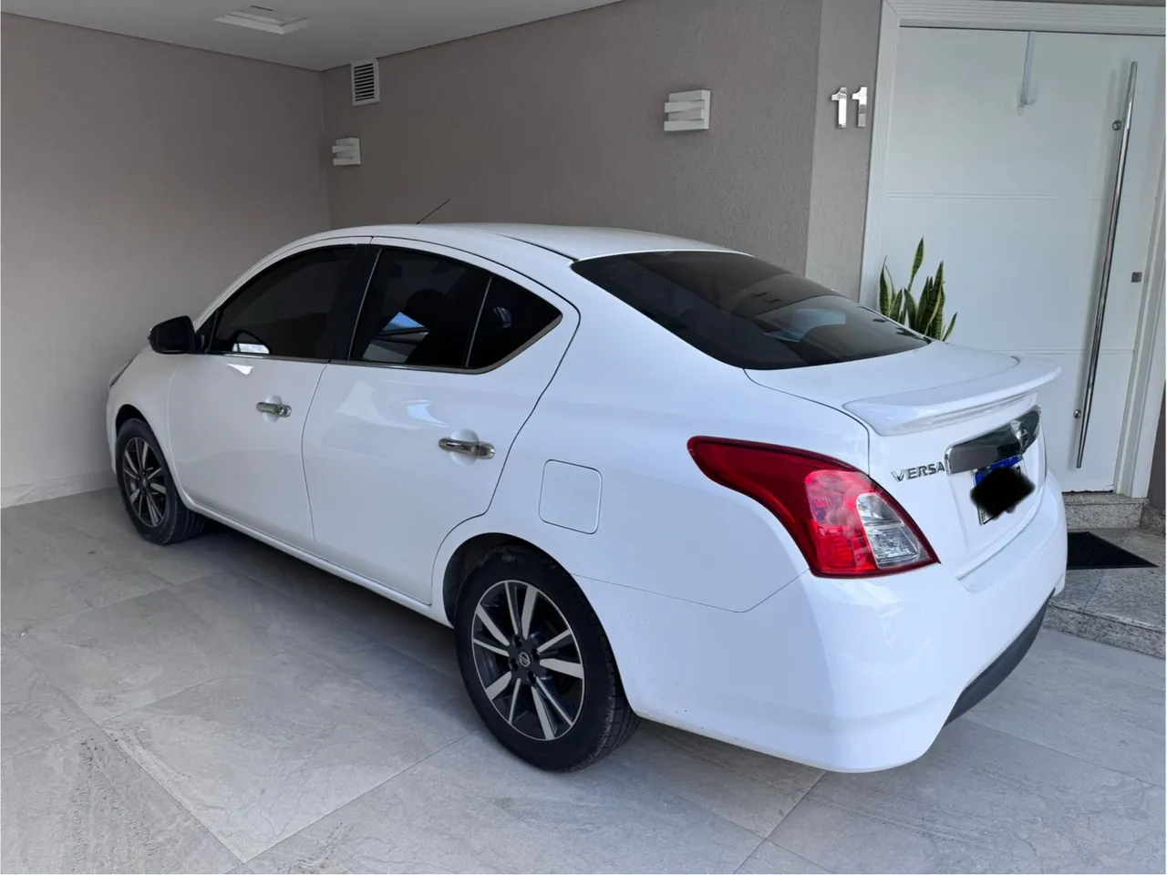 NISSAN VERSA 2020 Usados e Novos