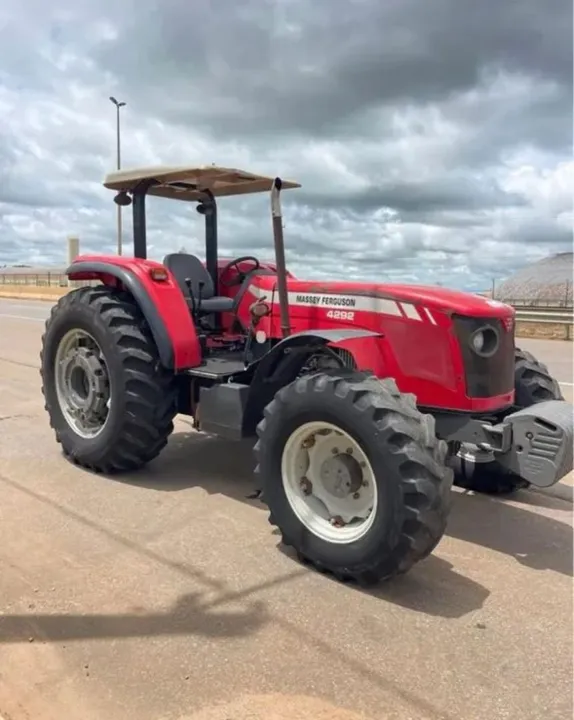 "massey ferguson 4292" - Tratores e máquinas agrícolas no Brasil
