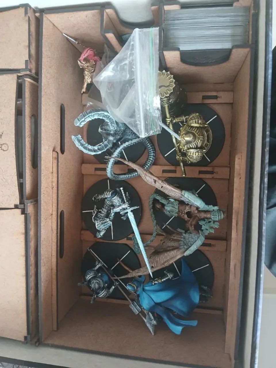 Dark souls board game + todas as expansões completas + insert - Hobbies ...