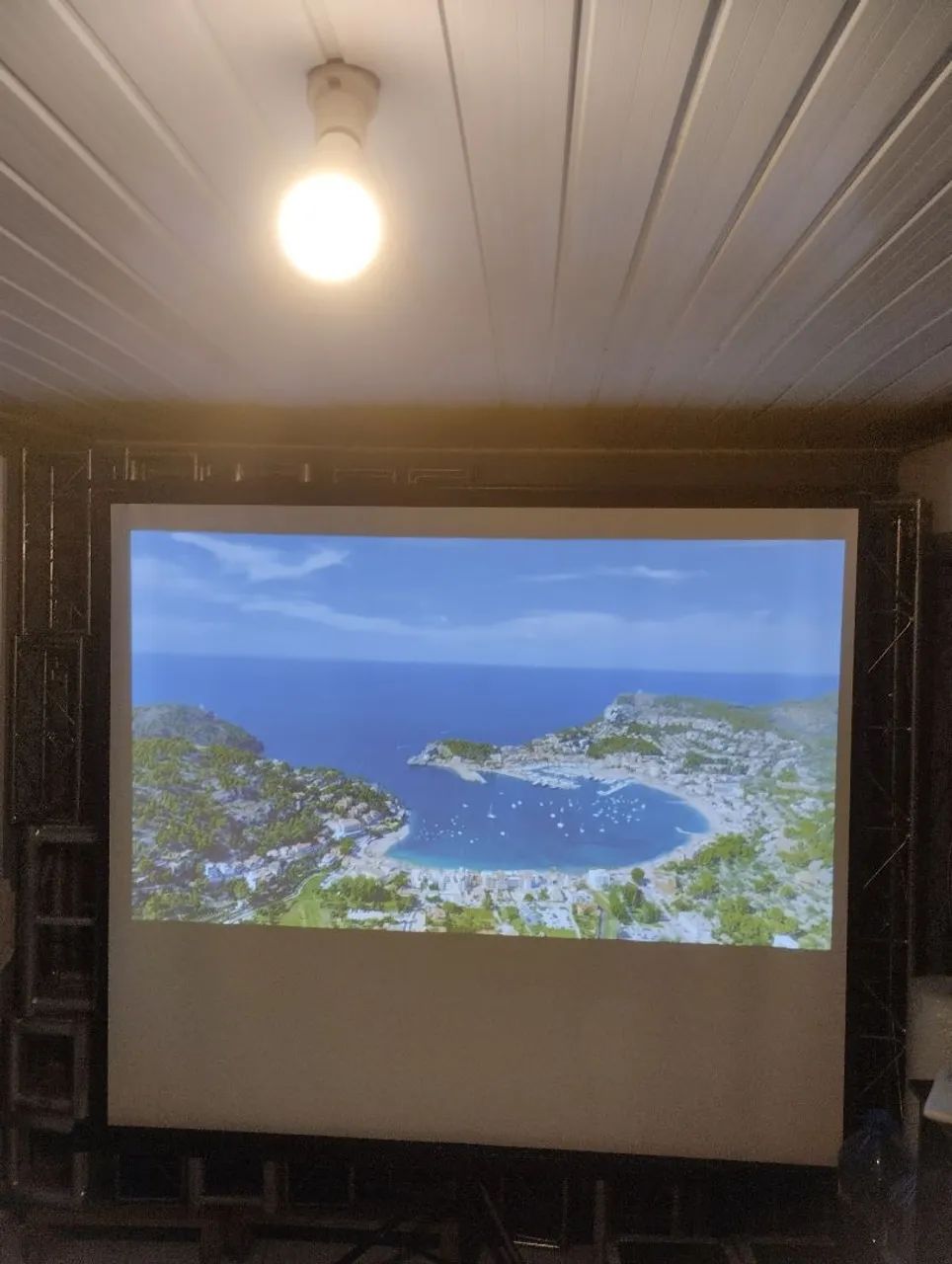 Projetor optoma XGA com 3200 Ansi lúmens reais - Projetores e Telas de ...