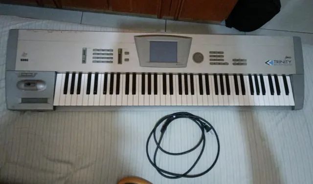 "korg trinity" no Brasil