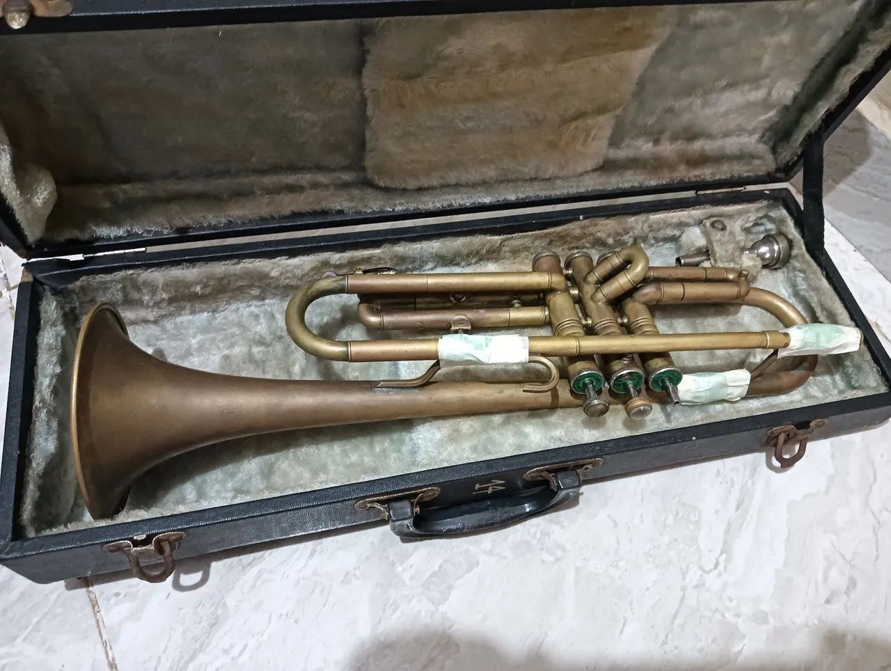 TROMPETE TELSTAR RARO - Instrumentos musicais - Setor Central (Gama ...