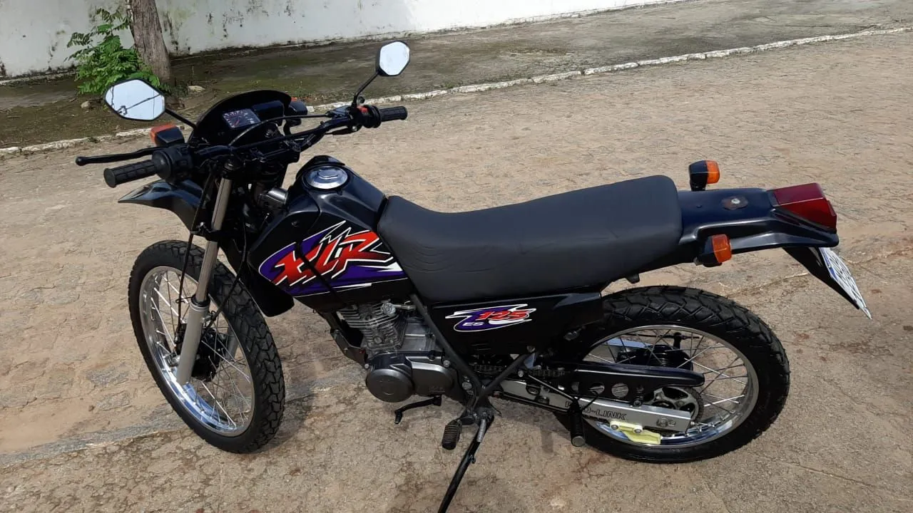 Motos Honda XLR no Brasil