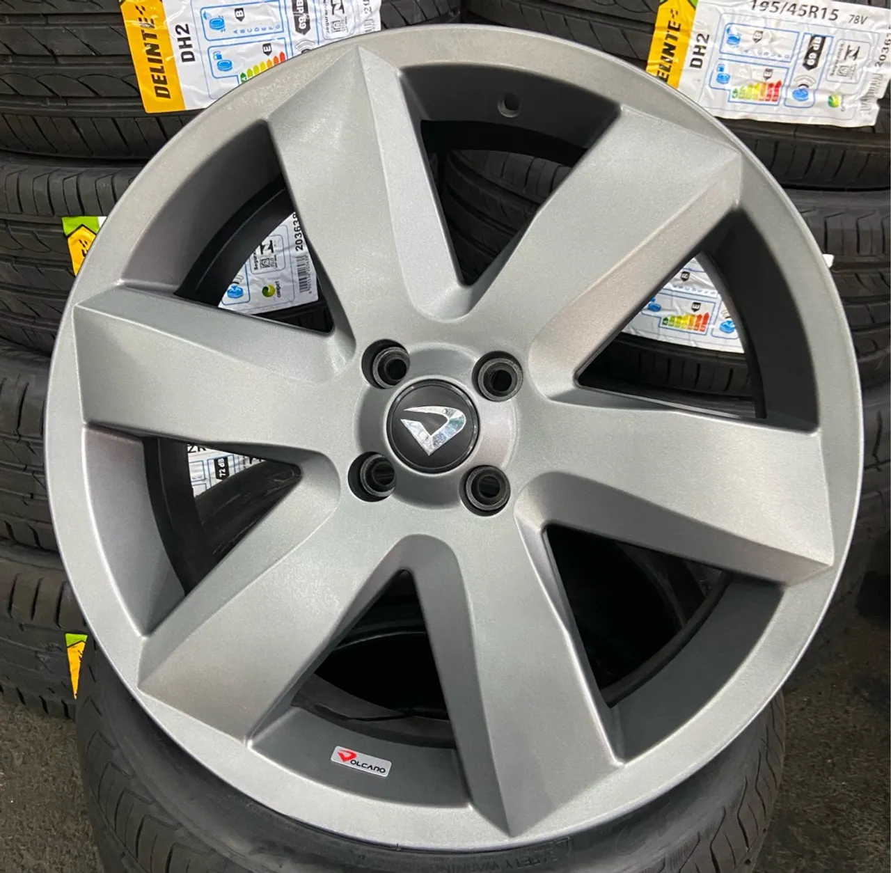 "rodas volcano aro 18 4x100" - Peças para carros, vans e utilitários no ...