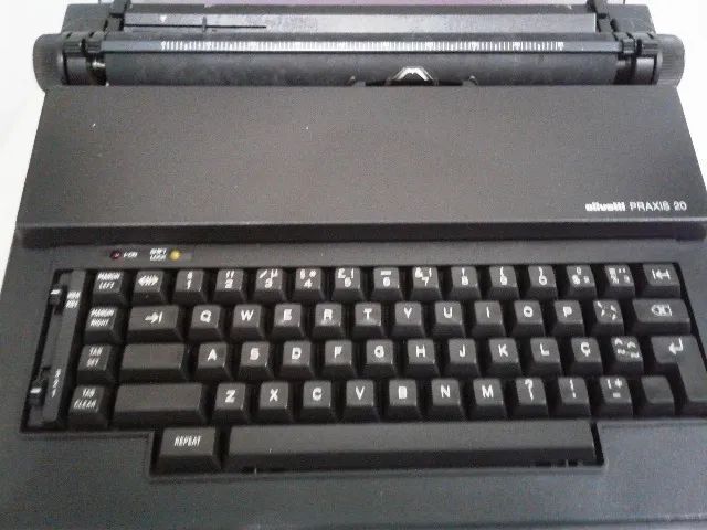 "olivetti praxis 20" no Brasil