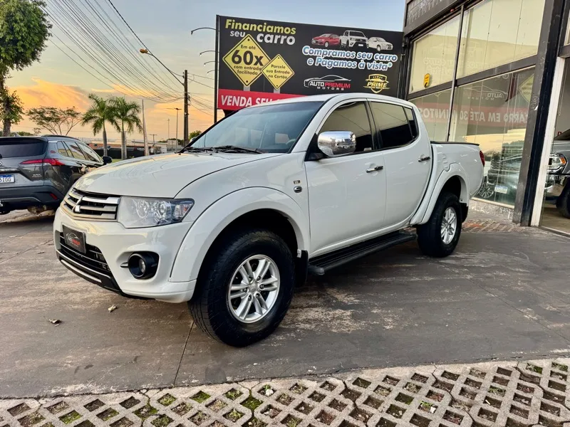 MITSUBISHI L200 2016 Usados e Novos