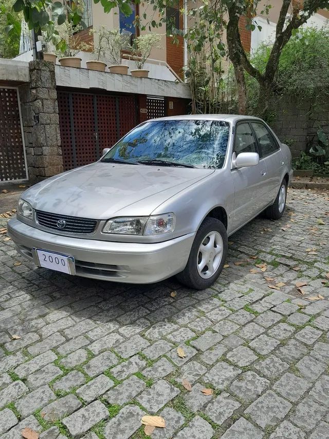 TOYOTA COROLLA 2000 Usados e Novos
