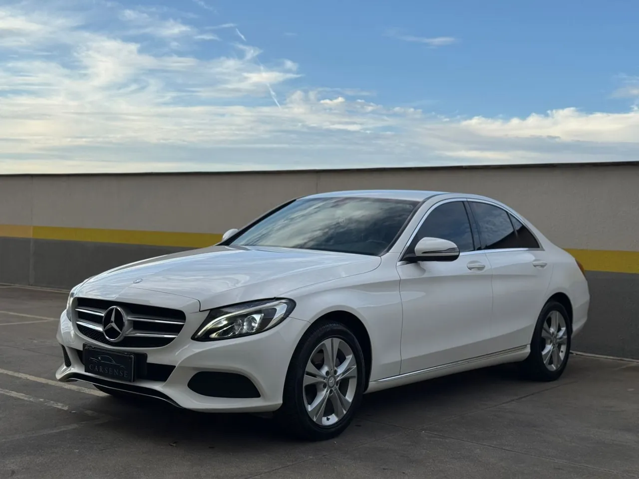 MERCEDES-BENZ C-180 2017 Usados e Novos