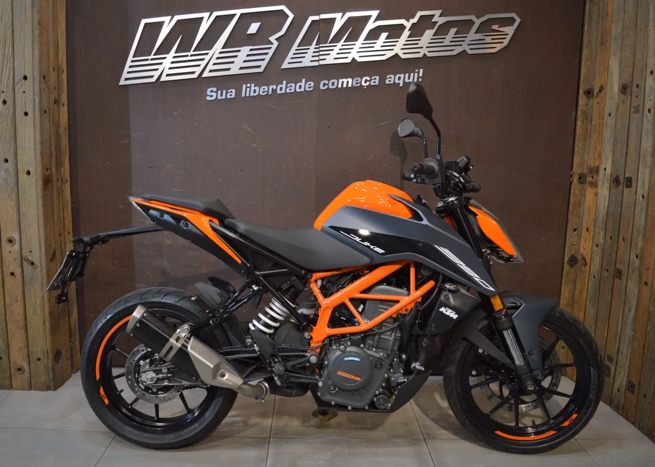 Motos KTM DUKE 390 no Brasil