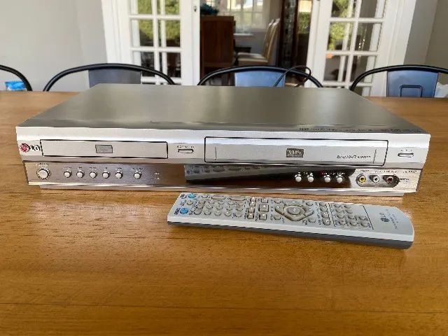Aparelho video cassete vhs | +14 anúncios na OLX Brasil