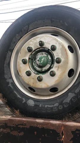 "roda 8 furos sem camera" no Brasil