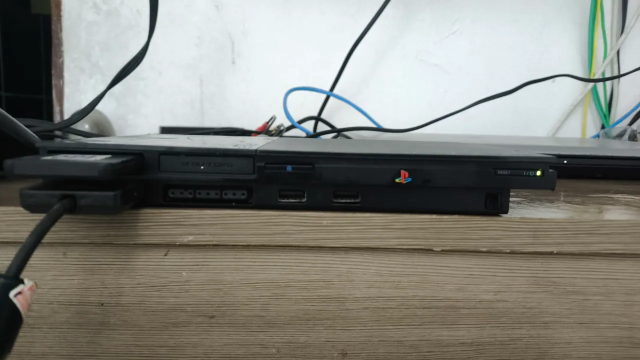 "playstation 2 slim" - Consoles de Vídeo Game no Brasil