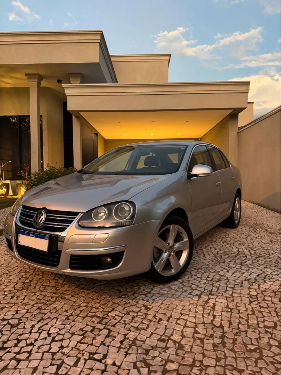 VOLKSWAGEN JETTA 2008 Usados e Novos
