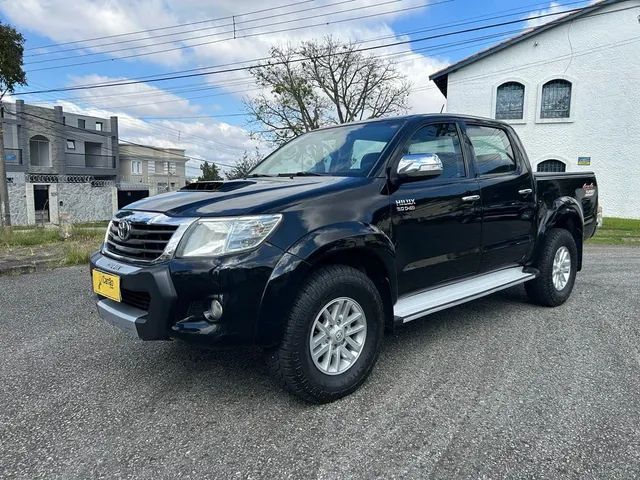 TOYOTA HILUX 2015 Usados e Novos